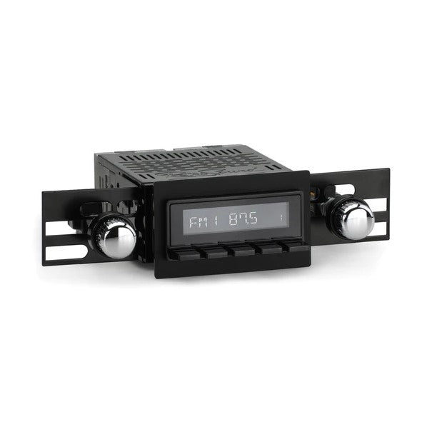 Bluetooth and Sirius Satellite Radio for an International Scout 800 by ...
